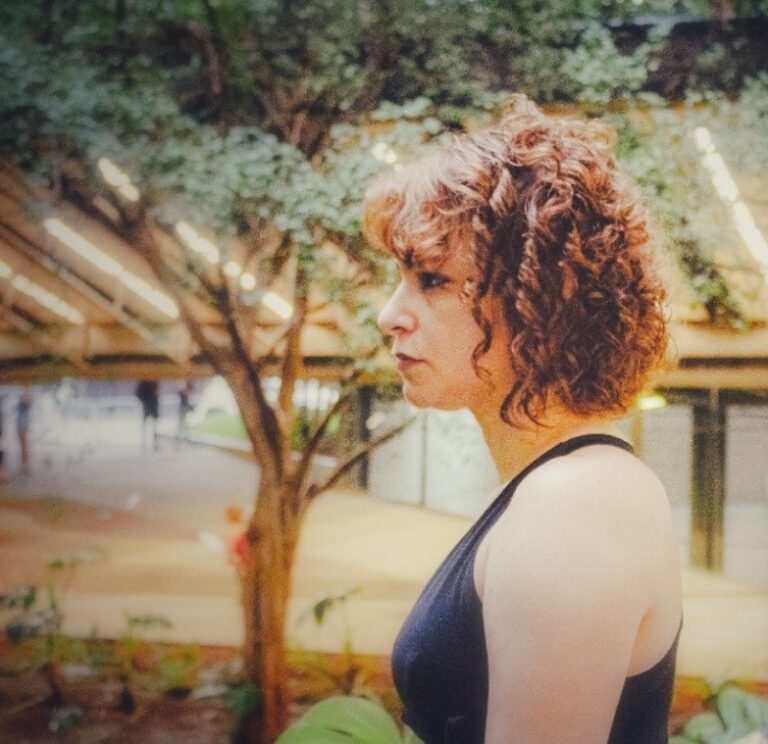 6 Poemas de Flávia Andrade – Revista Acrobata