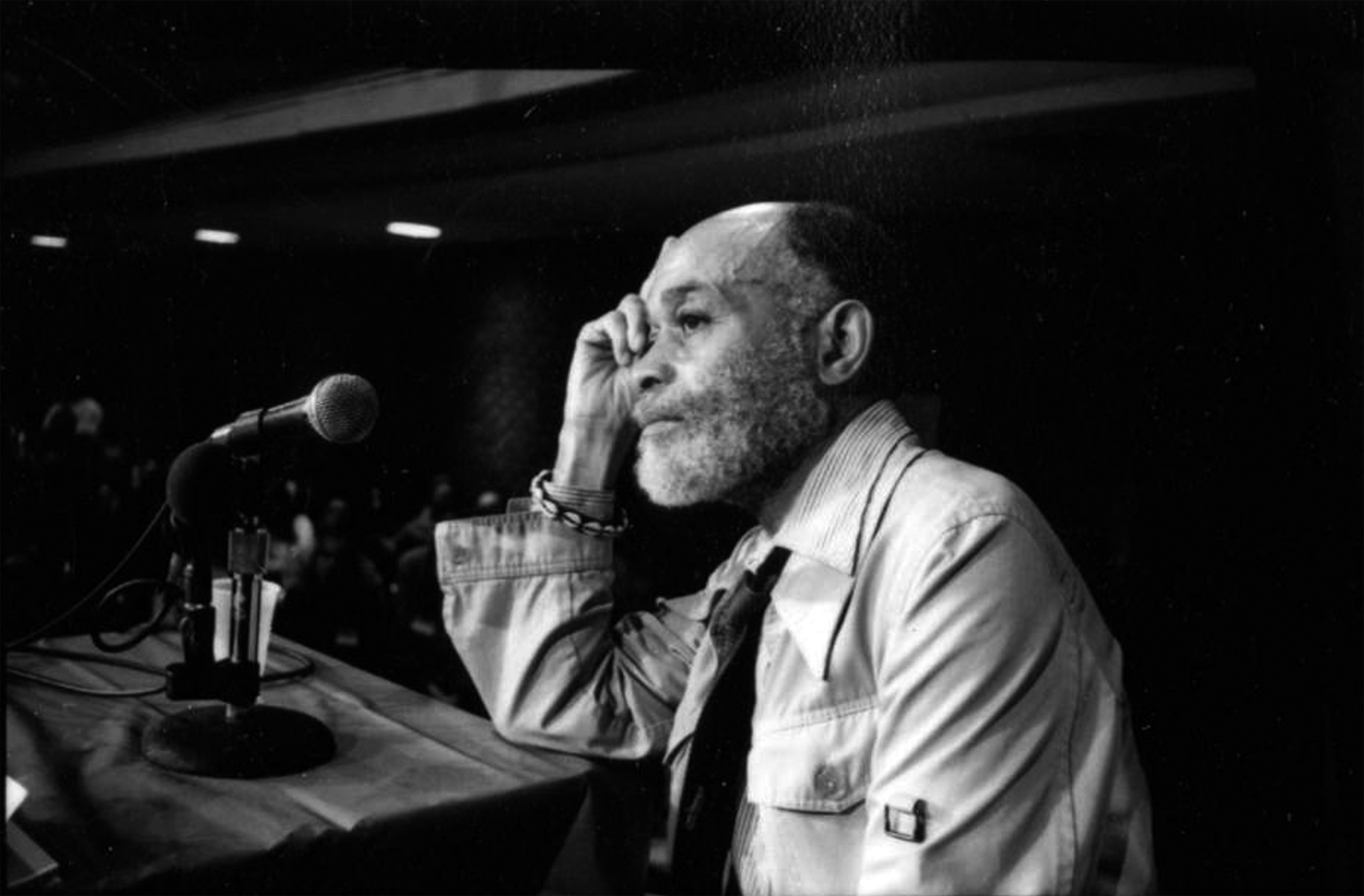 4 Poemas de Ted Joans (Estados Unidos, 1928-2003) – Revista Acrobata